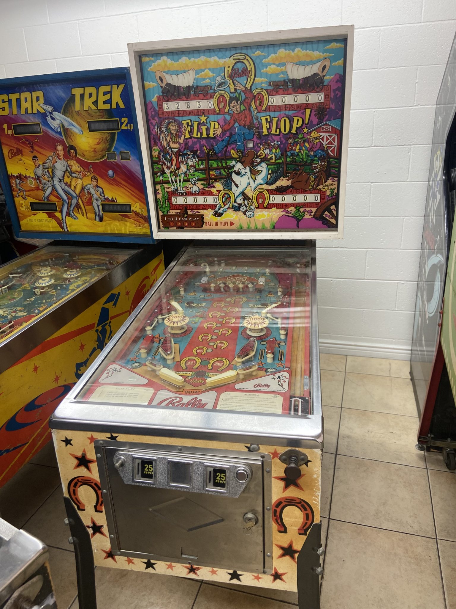 Flip Flop Pinball Machine - Vintage Arcade Superstore