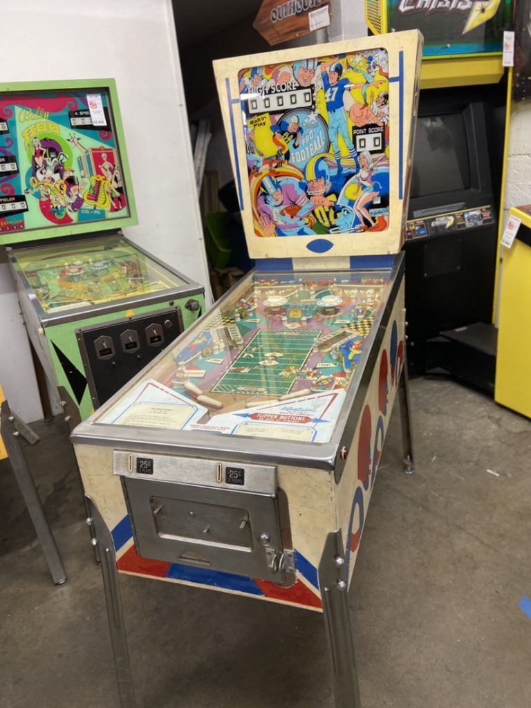 Pro-Football Pinball Machine - Vintage Arcade Superstore