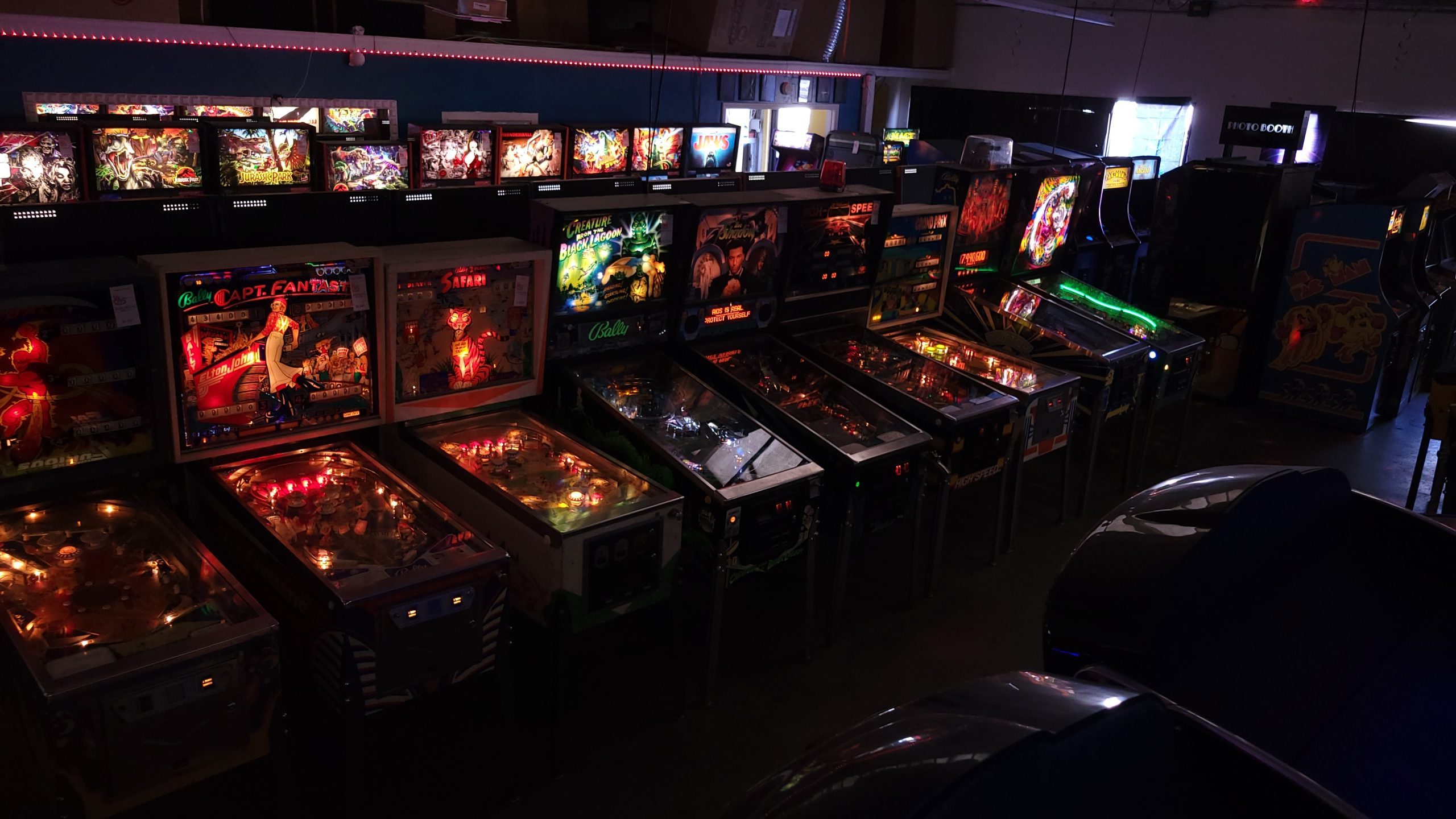 Vintage Arcade Games & Pinball Machines for Sale & Rent